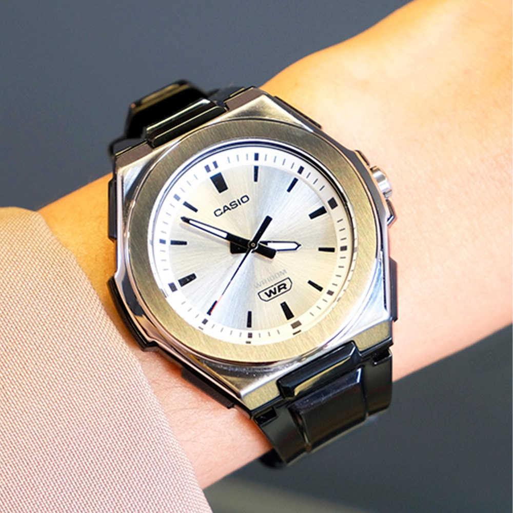 Наручные часы Casio / LWA-300H-7E2VDF купить в Минске недорого в Time.by